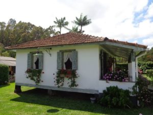 Casas na roça – 40 fotos e projetos rurais para você se inspirar!